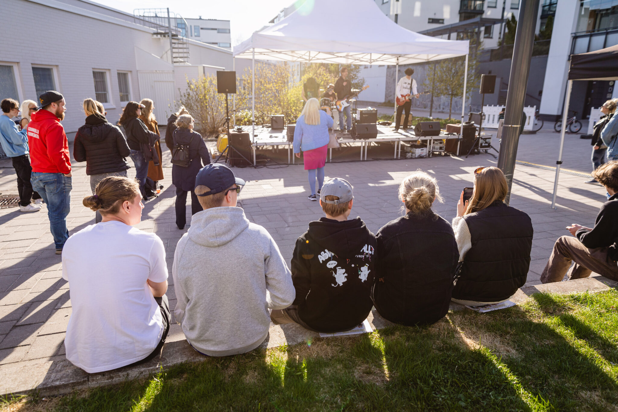 Nuori - osallistu ja vaikuta! - Kauniainen