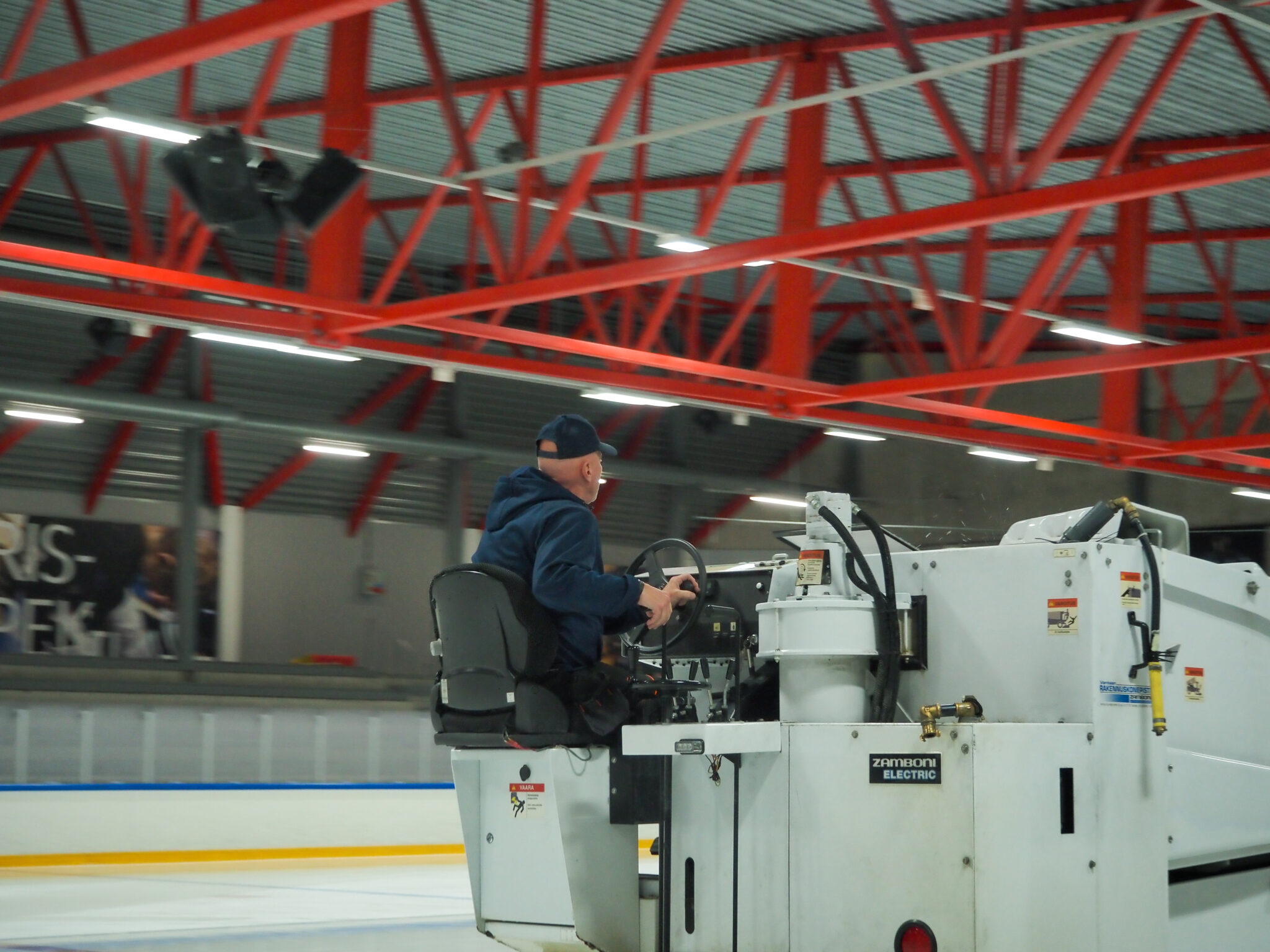 Yleisöjäät jatkuvat supistettuna ennen kesää - Kauniainen